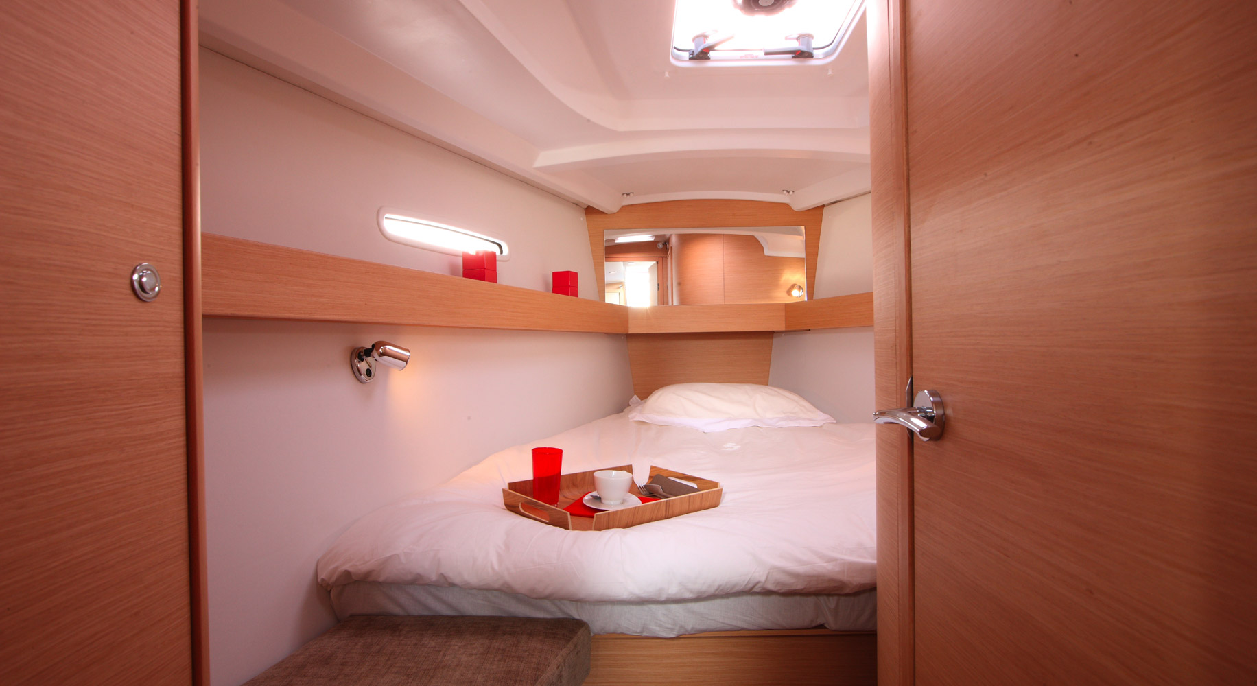 Sailboats First 40 - Sailing Yacht Beneteau