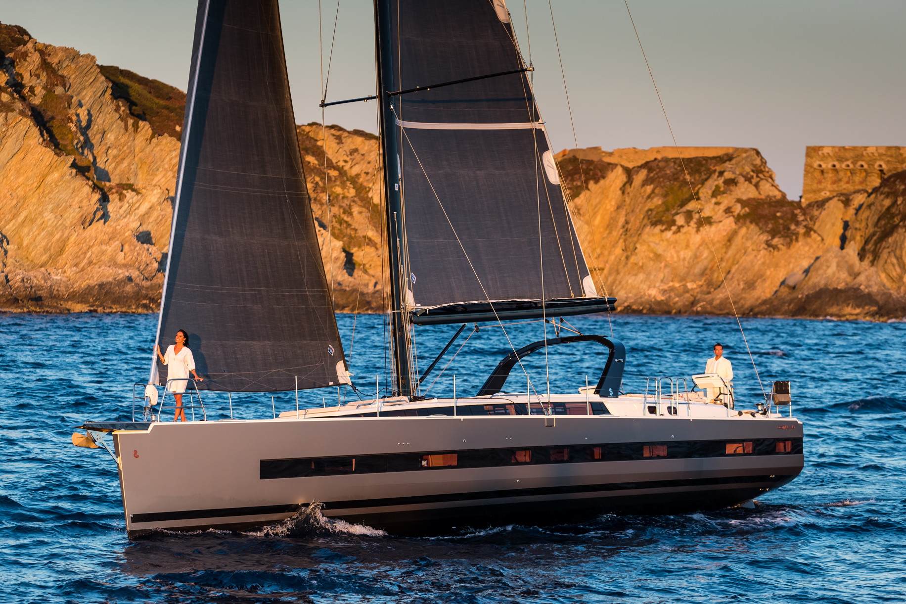 BENETEAU Oceanis Yacht 62 | The Ultimate Sailing Yacht