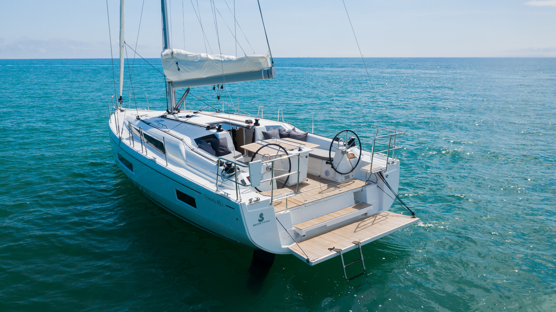 BENETEAU Oceanis 40.1 | Comfortable In All Latitudes