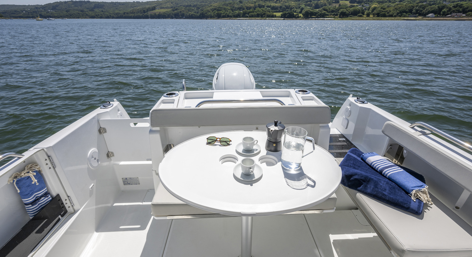 Antares 7 Fishing | BENETEAU