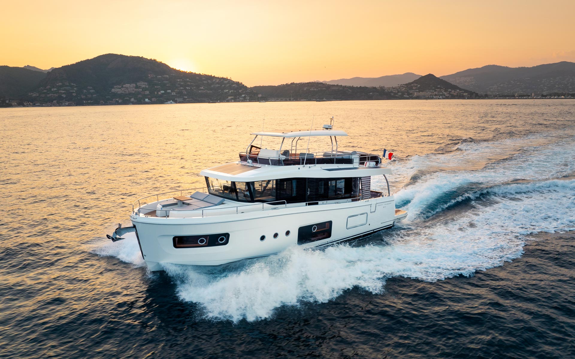 Swift Trawler 54 | BENETEAU