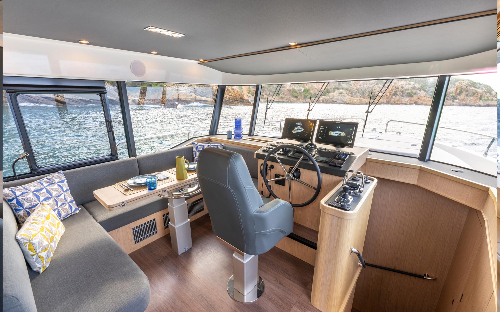 Swift Trawler 54 | BENETEAU