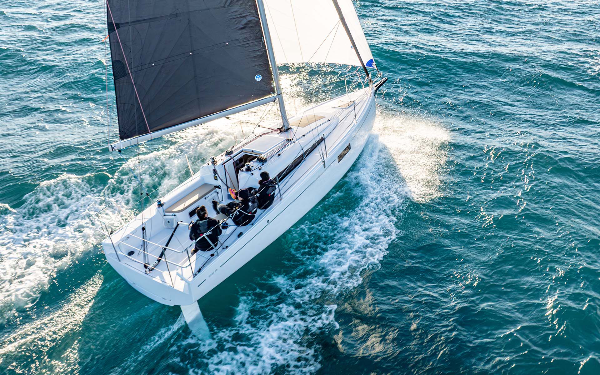 First 30 | BENETEAU
