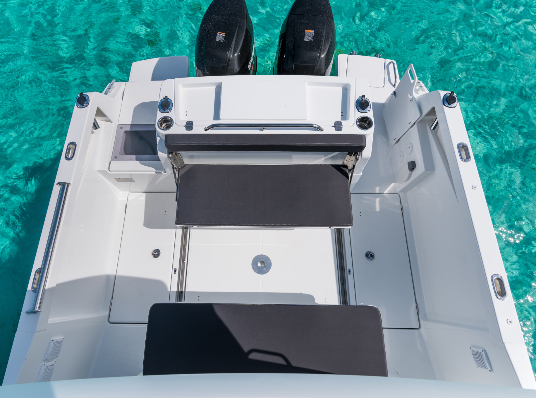 Motorboat Barracuda 8 - Powerboat Beneteau