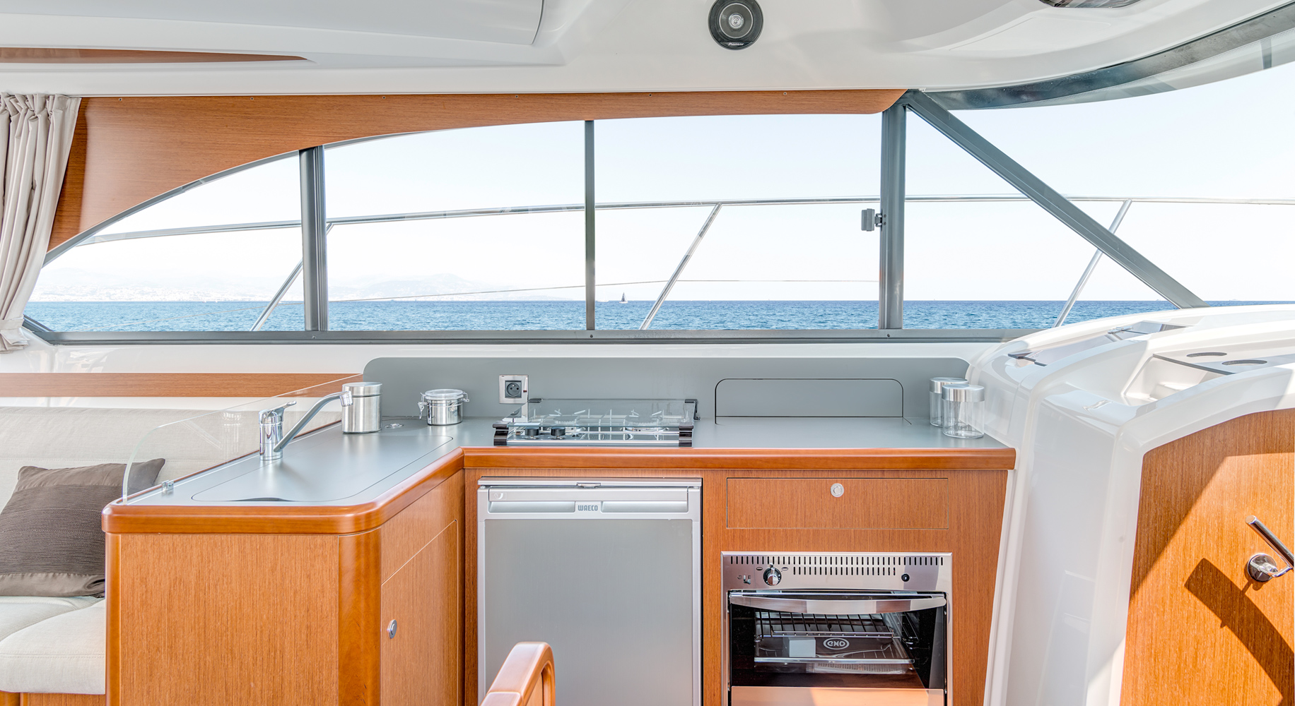 Motorboat Antares In Bord 42 - Powerboat Beneteau