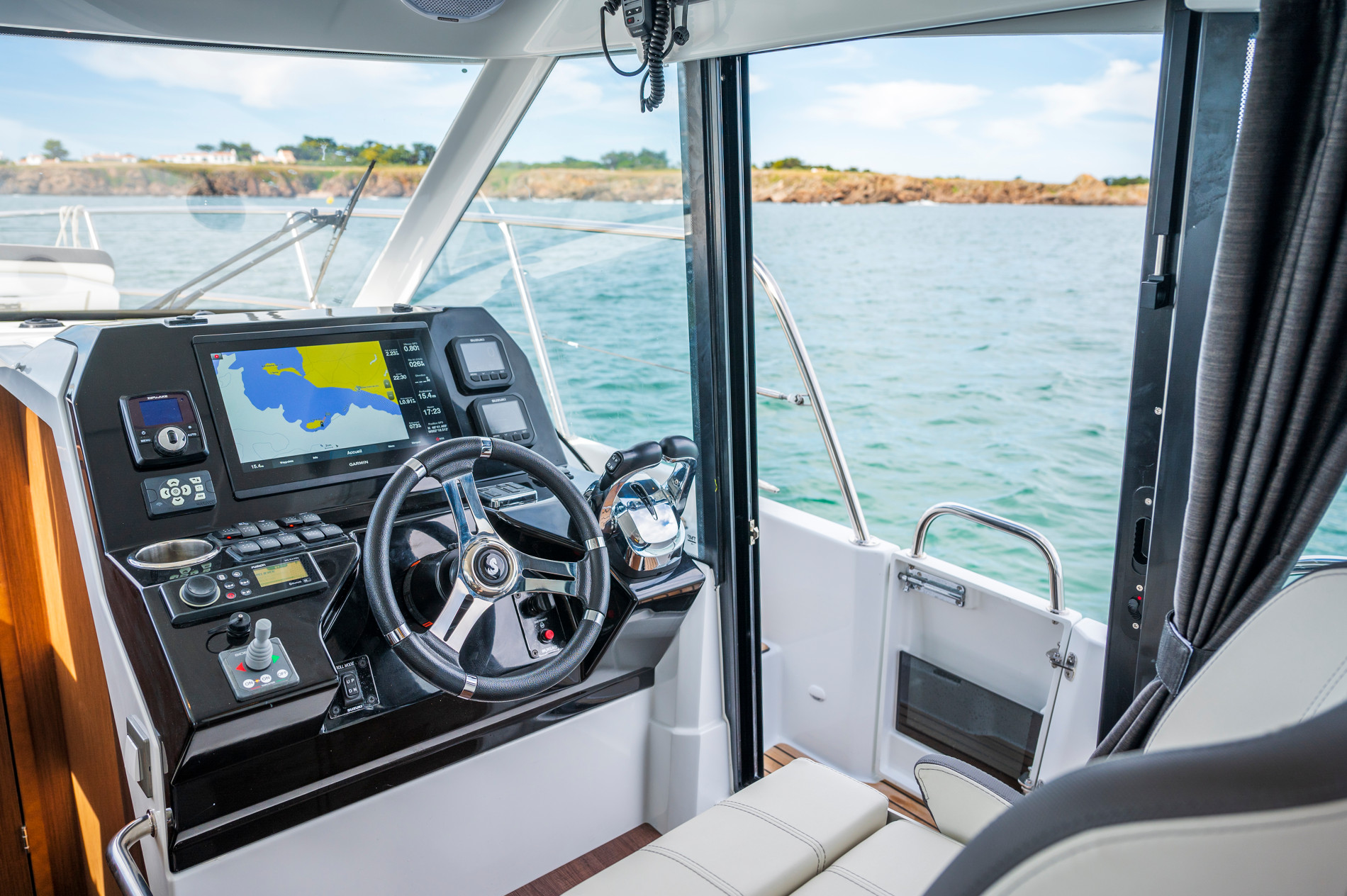 BENETEAU Antares 11 | The weekender that hits the right note
