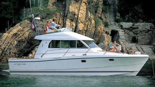 ANTARES 10.80 | Bénéteau heritage