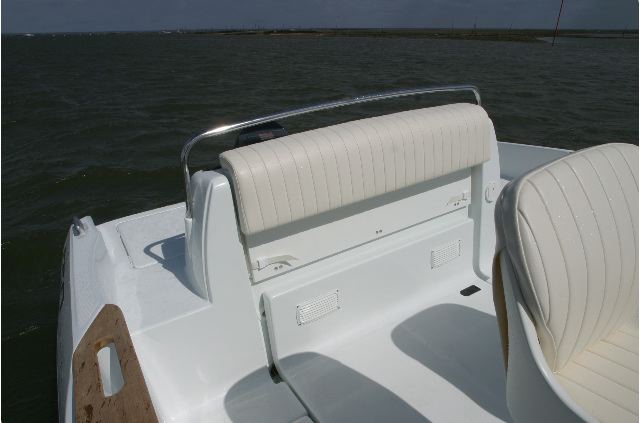 ANTARES 650 HB - Bateau moteur héritage BENETEAU