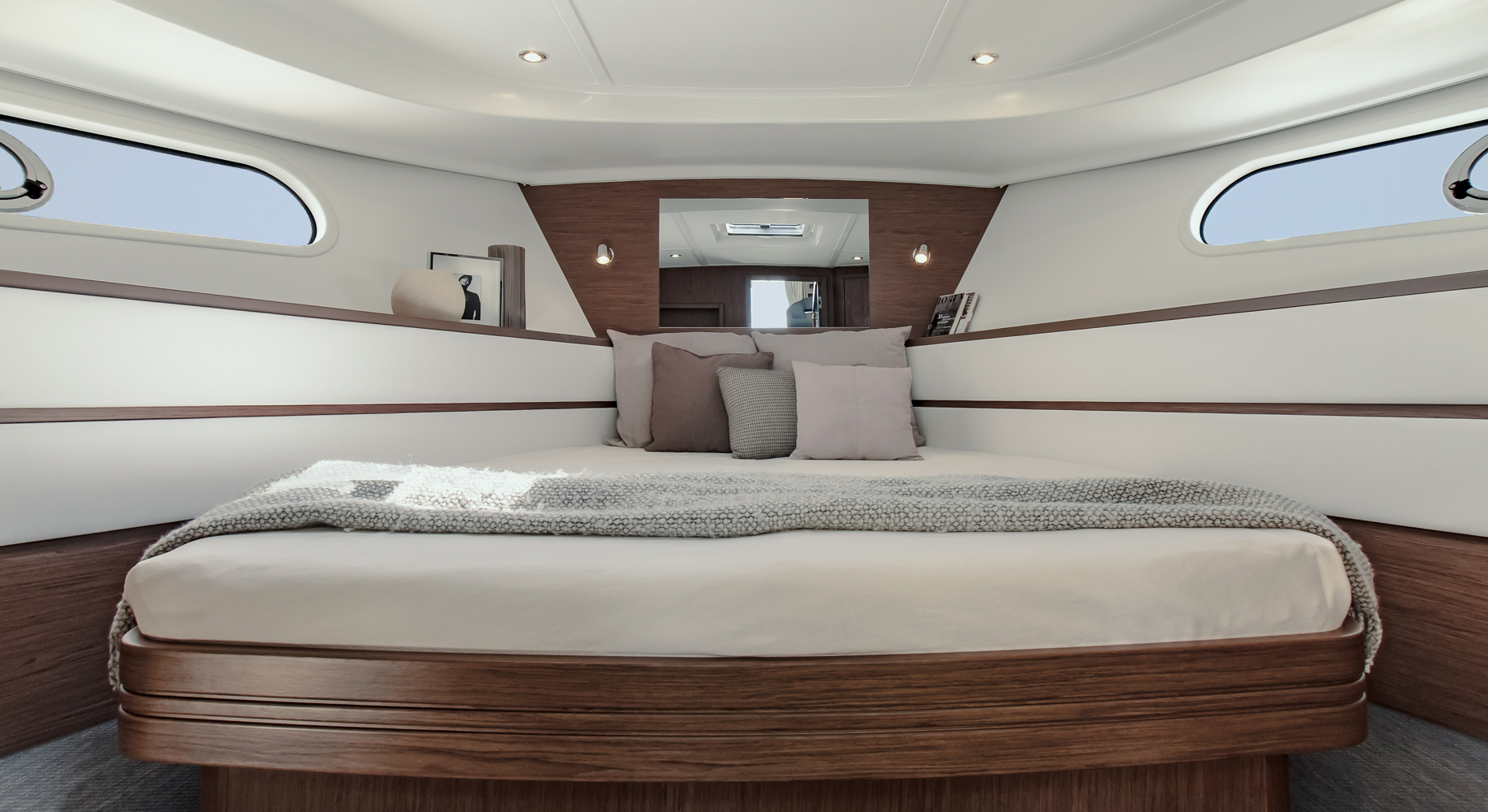 Motorboat Swift Trawler 44 - Powerboat Beneteau