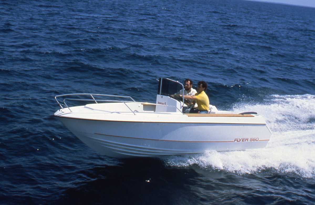 Flyer 56 | Bénéteau