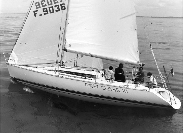 First Class 10 | Bénéteau heritage