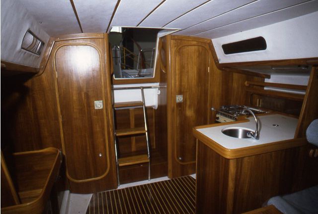 First class 12 | Bénéteau heritage