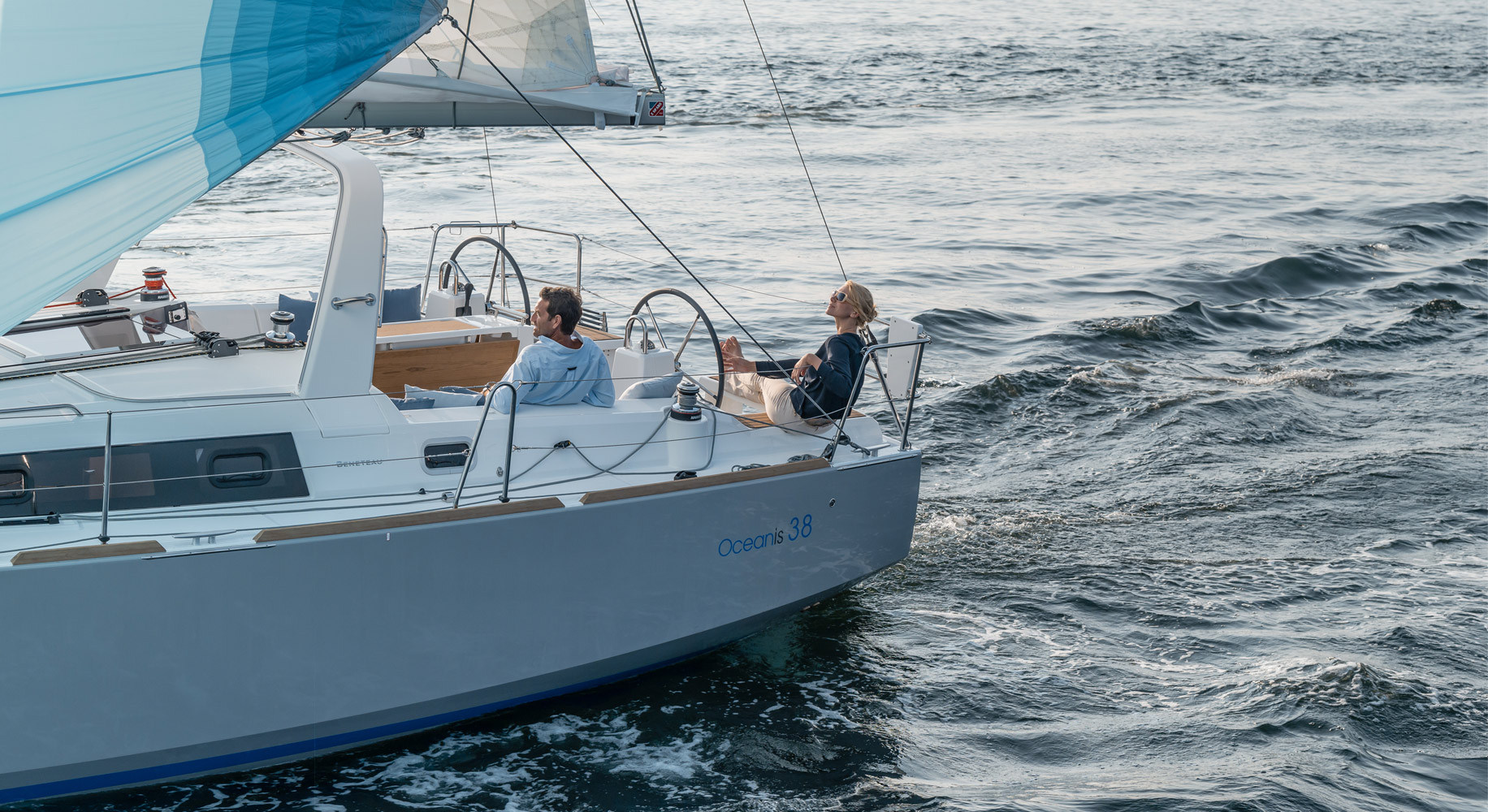 Sailboats Oceanis 38 - Sailing Yacht Beneteau