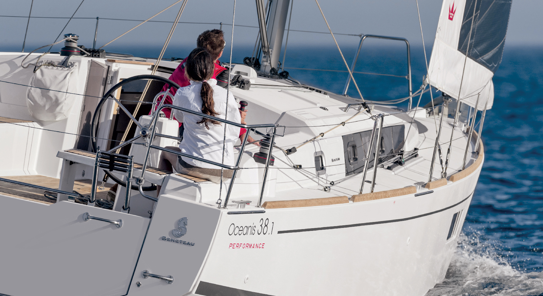 BENETEAU Oceanis 38.1 | Practical Features & Performance in a 38-footer ...