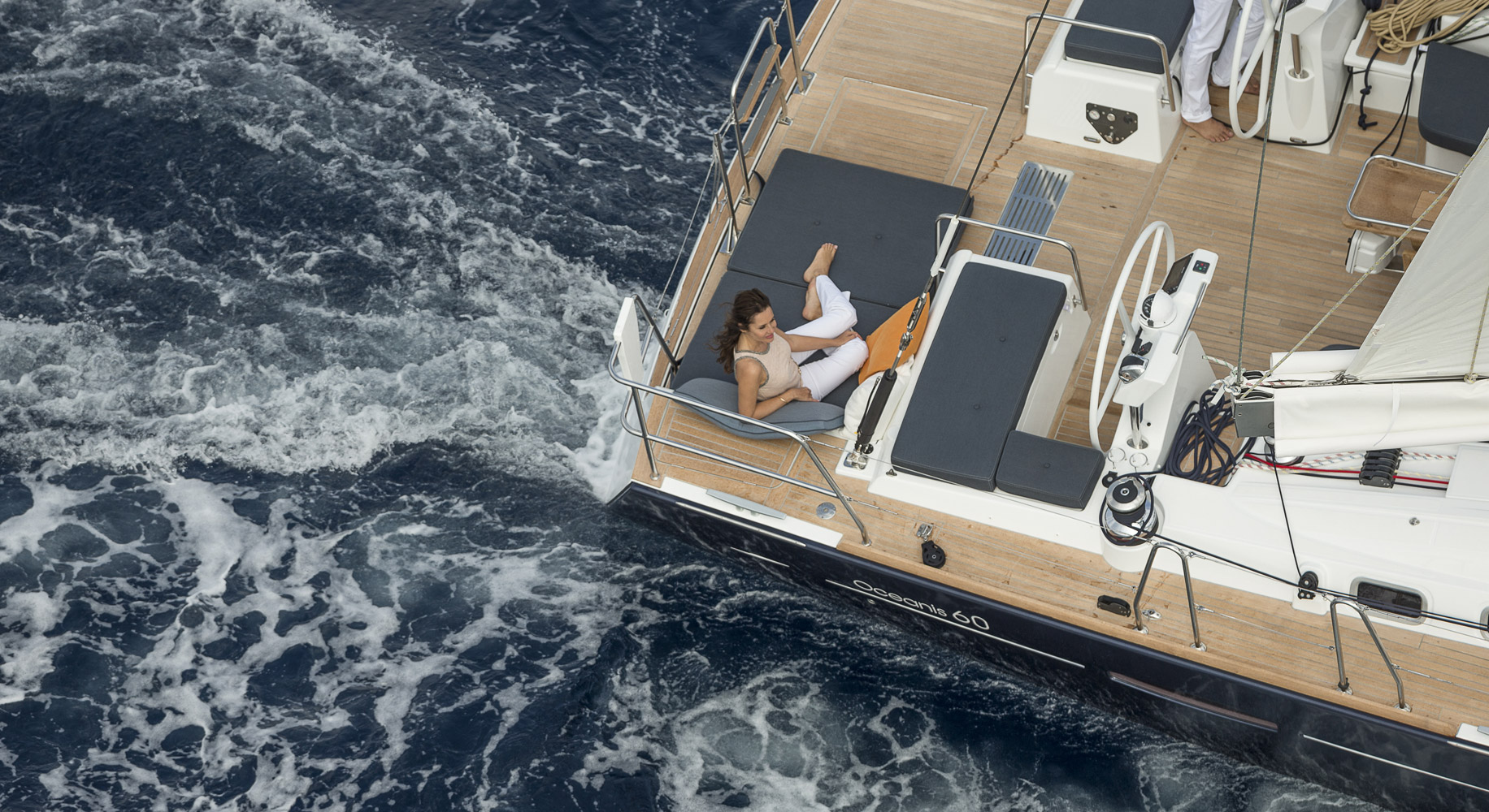 Sailboats Oceanis 60 - Sailing Yacht Beneteau USA