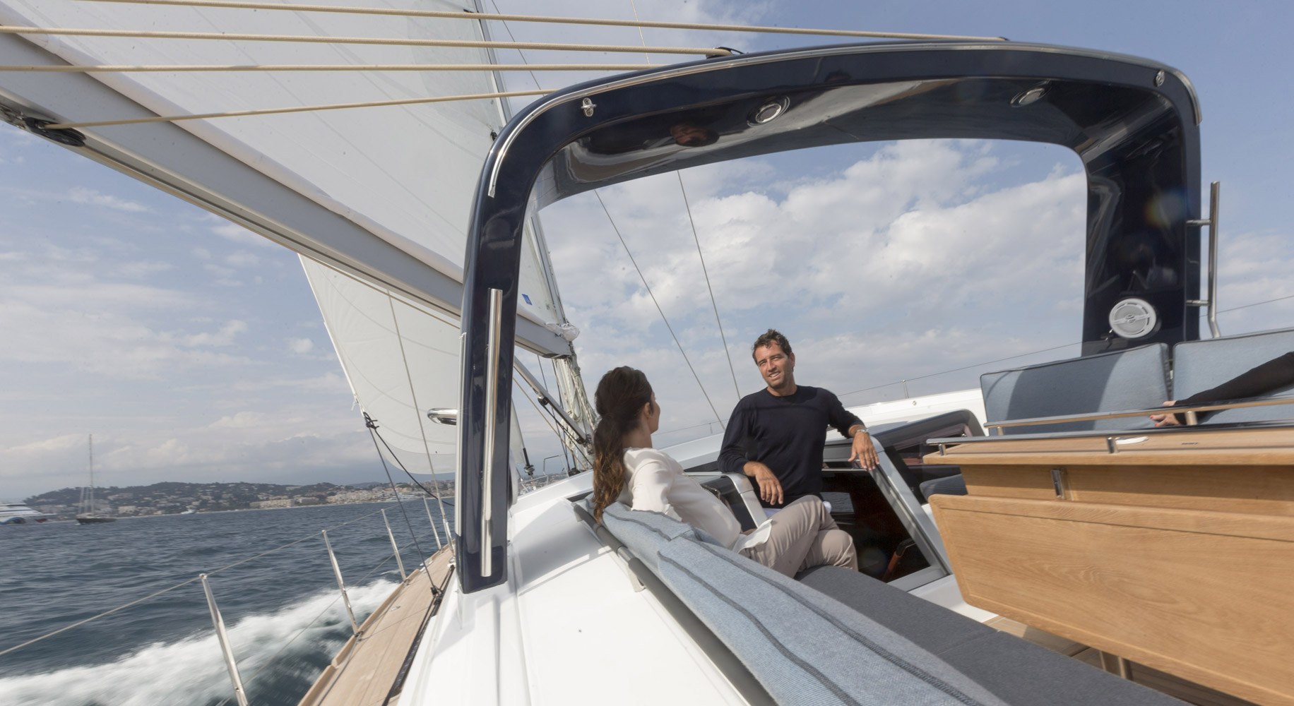 Sailboats Oceanis 60 - Sailing Yacht Beneteau USA