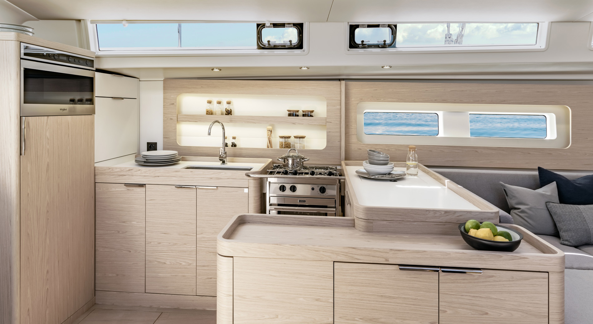 BENETEAU Oceanis Yacht 54 | Excellence In Cruising