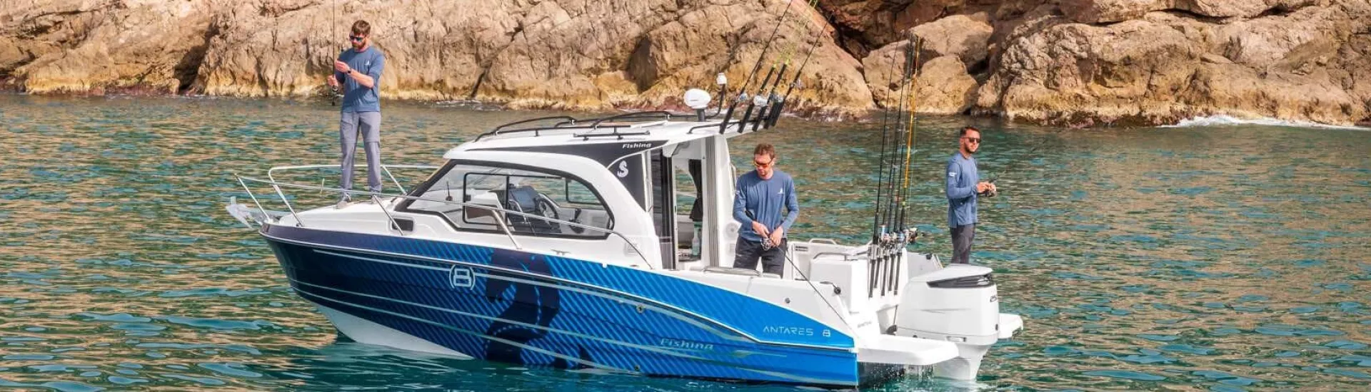 Antares 8 Fishing | BENETEAU