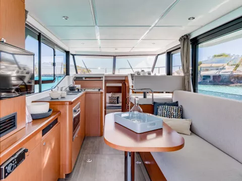 Beneteau swift trawler 30 store