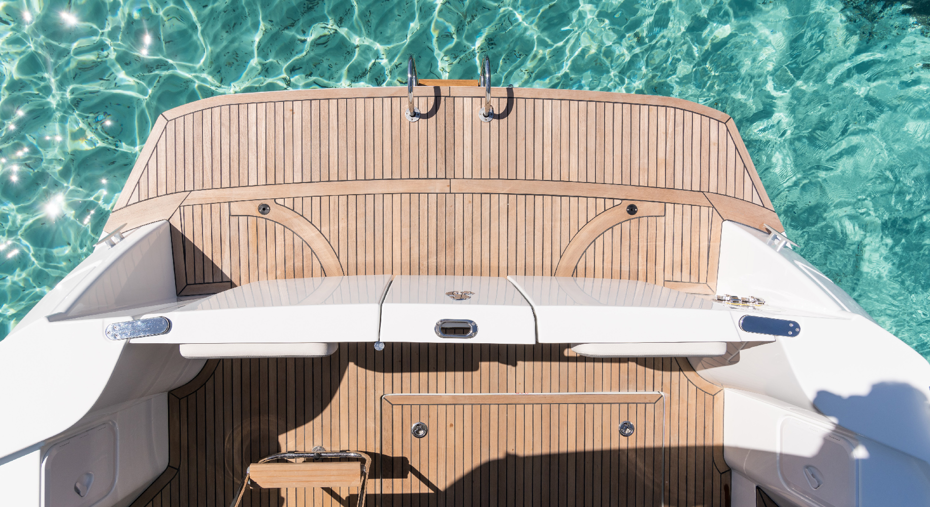 Motorboat Swift Trawler 30 - Powerboat Beneteau